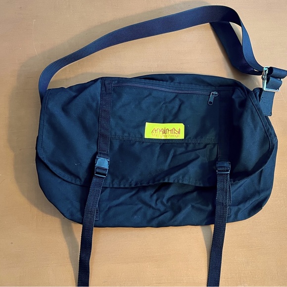Manhattan Portage | Bags | Manhattan Portage Messenger Bag | Poshmark